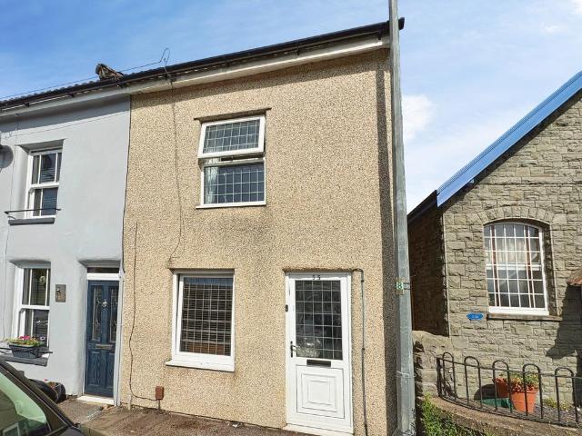 2 bedroom cottage for sale