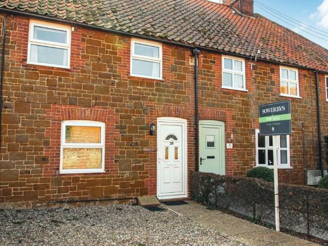 2 bedroom cottage for sale