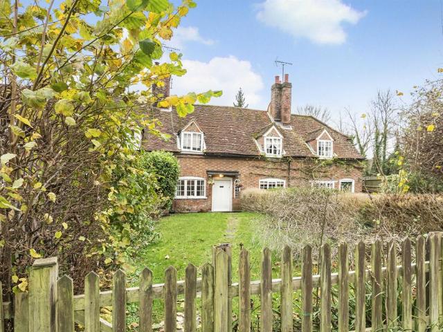2 bedroom cottage for sale