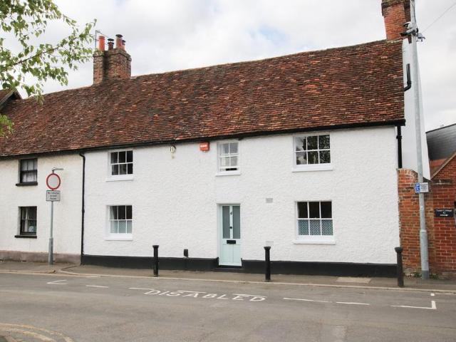 2 bedroom cottage for sale