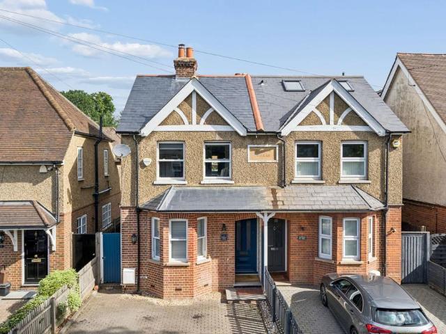 2 bedroom cottage for sale