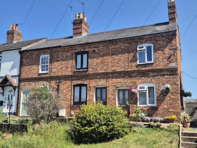 2 bedroom cottage for sale