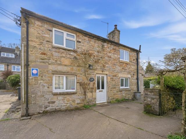 2 bedroom cottage for sale