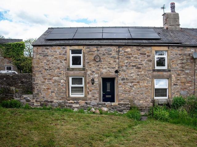 2 bedroom cottage for sale