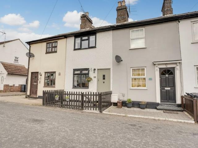 2 bedroom cottage for sale