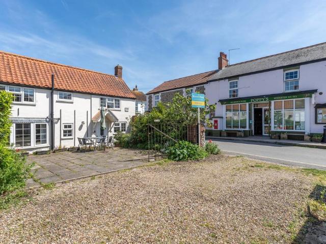 2 bedroom cottage for sale