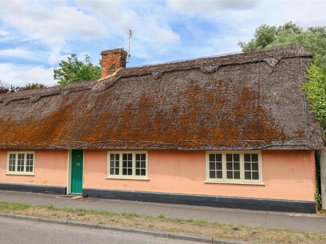 2 bedroom cottage for sale
