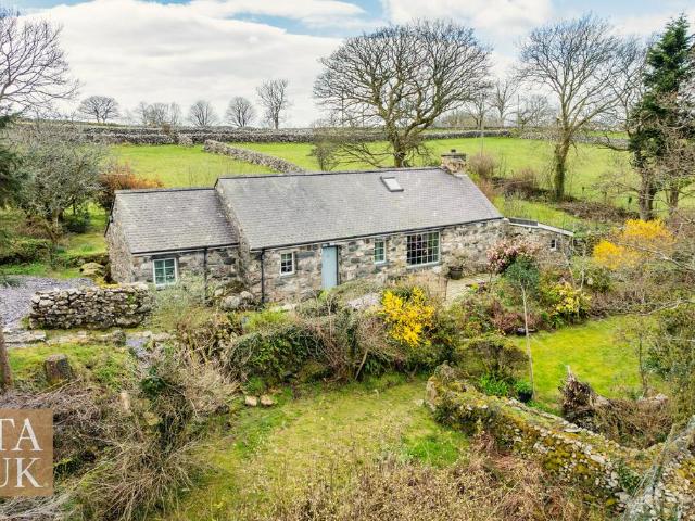 2 bedroom cottage for sale