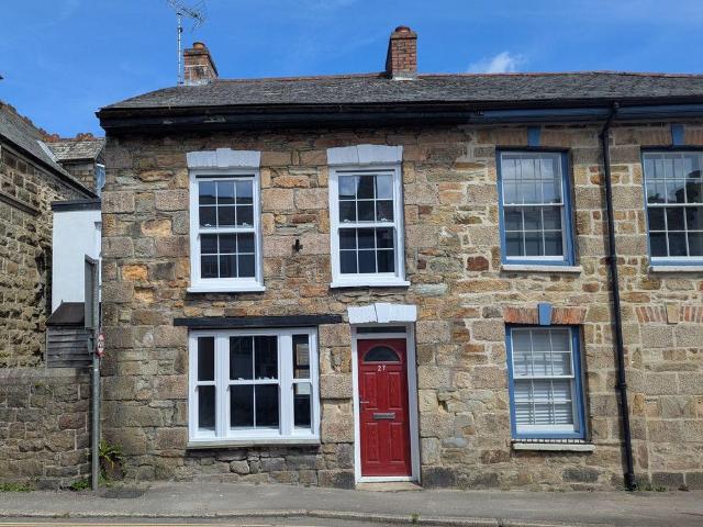 2 bedroom cottage for sale