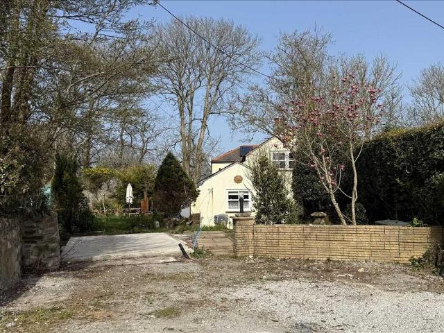 2 bedroom cottage for sale