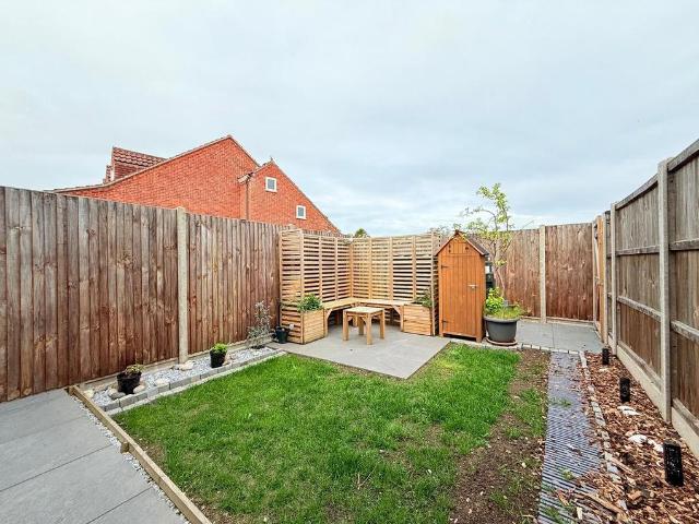 2 bedroom cottage for sale