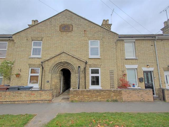 2 bedroom cottage for sale