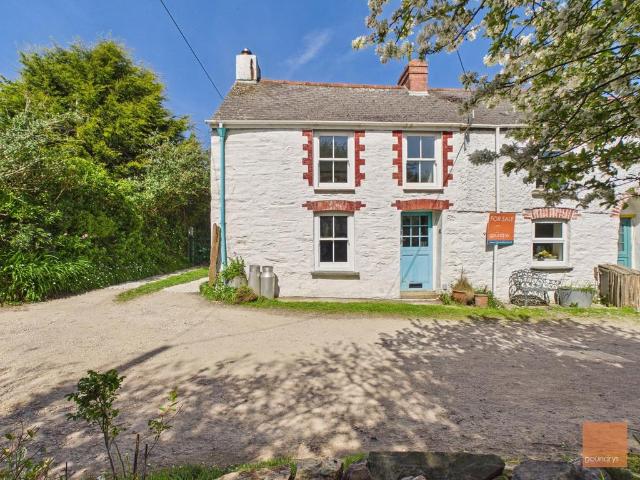 2 bedroom cottage for sale