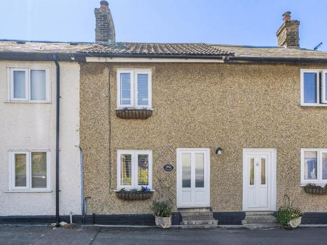 2 bedroom cottage for sale
