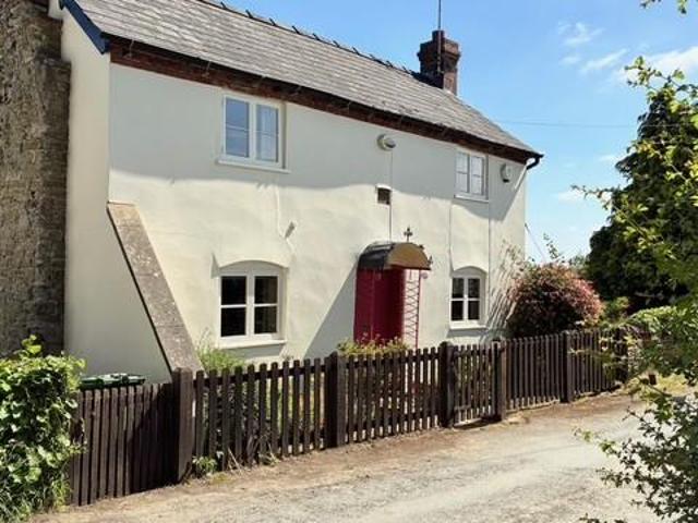 2 bedroom cottage for sale