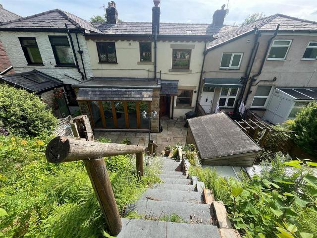 2 bedroom cottage for sale