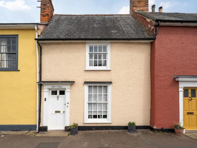 2 bedroom cottage for sale