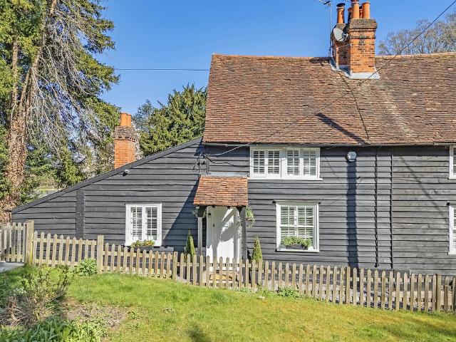 2 bedroom cottage for sale