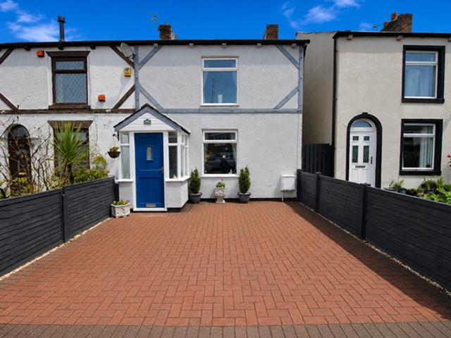 2 bedroom cottage for sale