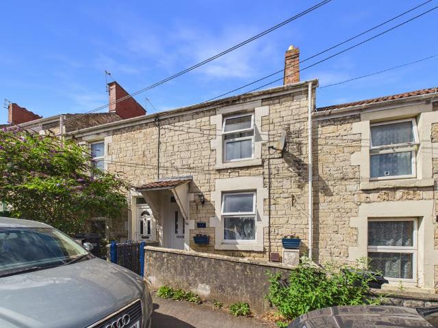 2 bedroom cottage for sale