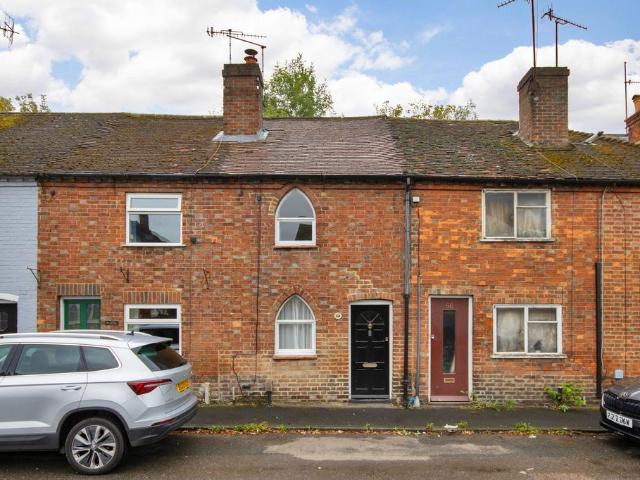 2 bedroom cottage for sale