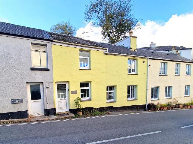 2 bedroom cottage for sale