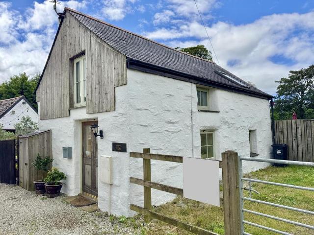 2 bedroom cottage for sale