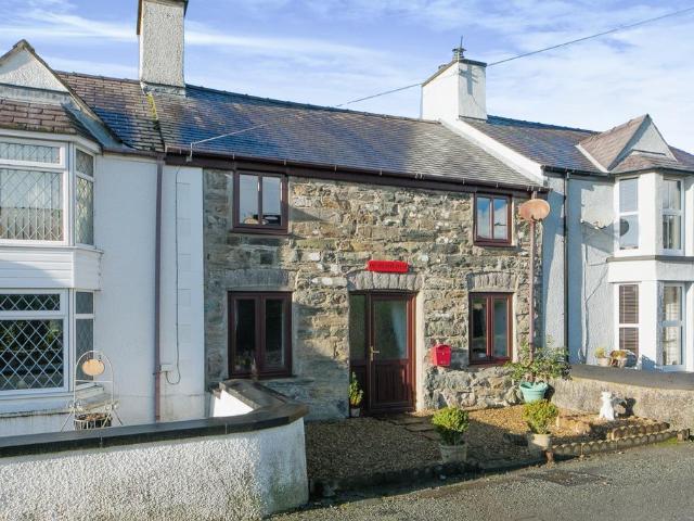 2 bedroom cottage for sale