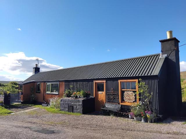 2 bedroom cottage for sale