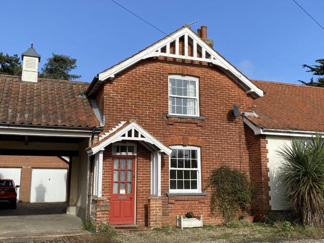 2 bedroom cottage for sale
