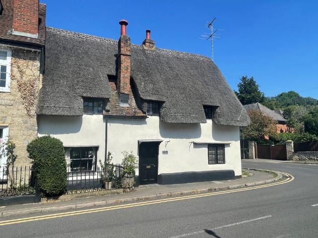 2 bedroom cottage for sale