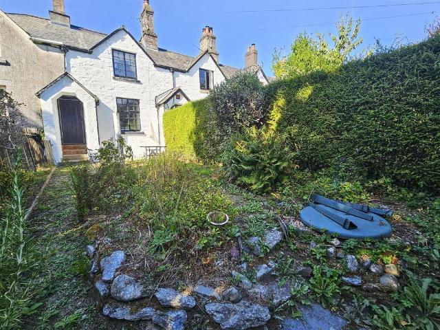2 bedroom cottage for sale