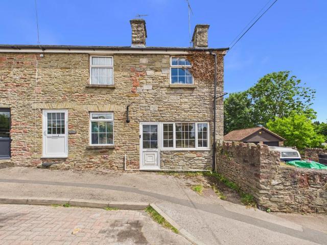 2 bedroom cottage for sale