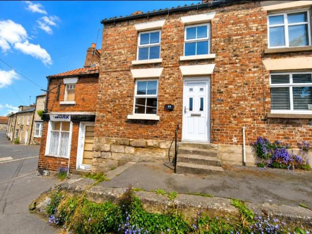 2 bedroom cottage for sale