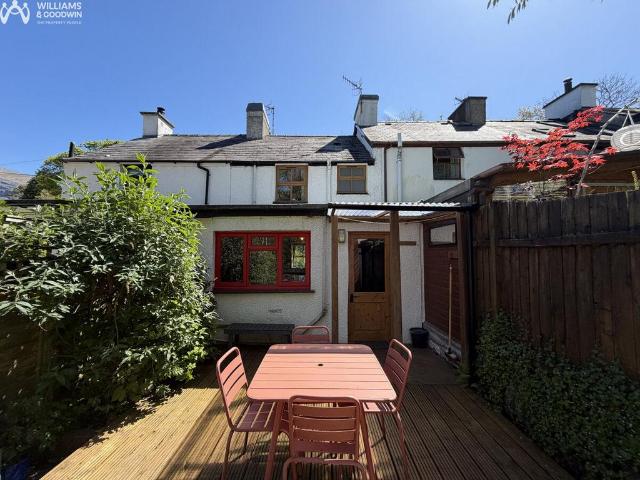 2 bedroom cottage for sale