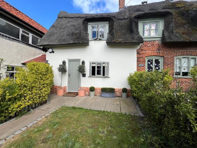 2 bedroom cottage for sale