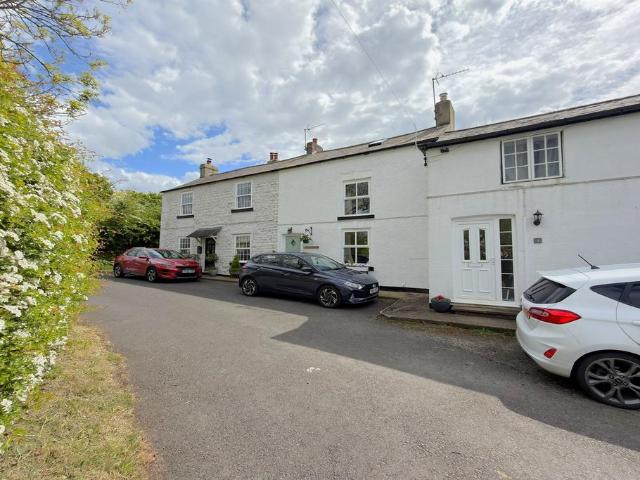 2 bedroom cottage for sale