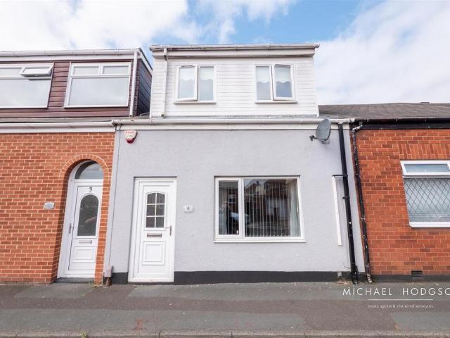 2 bedroom cottage for sale