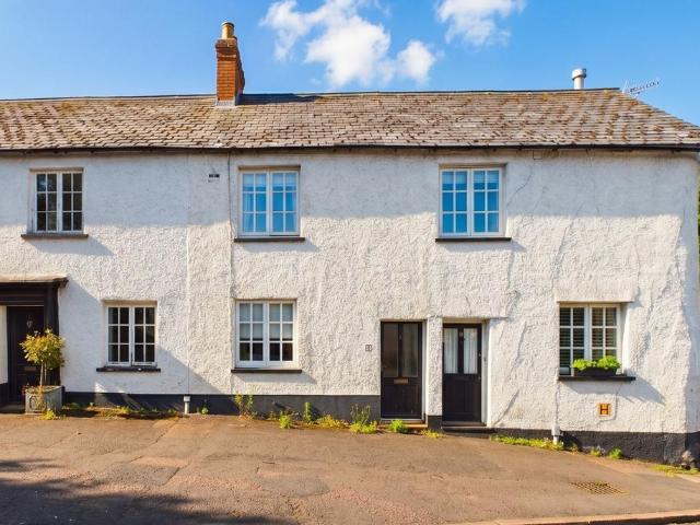 2 bedroom cottage for sale
