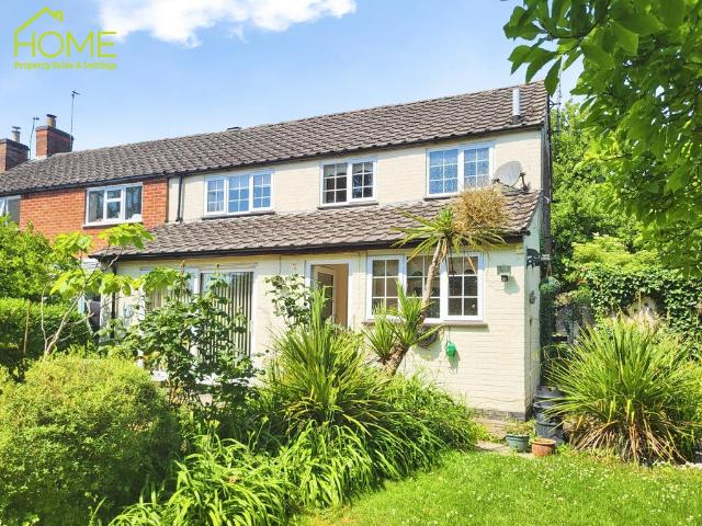 2 bedroom cottage for sale