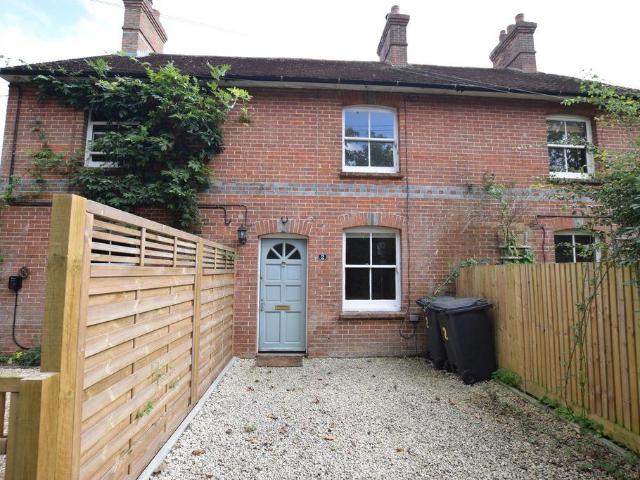 2 bedroom cottage for sale