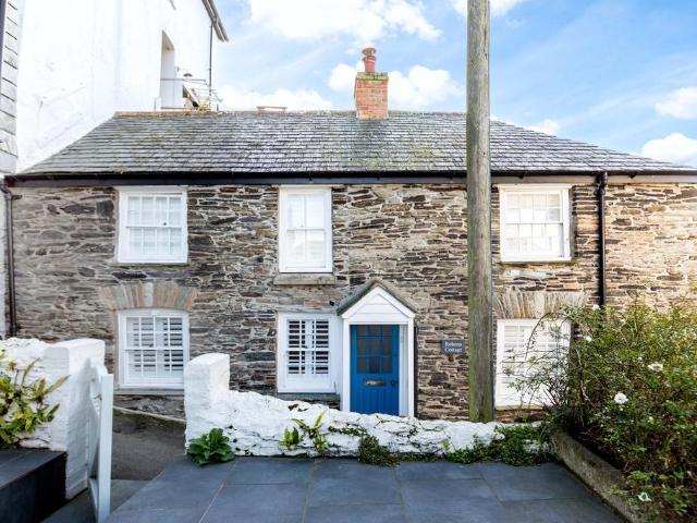 2 bedroom cottage for sale