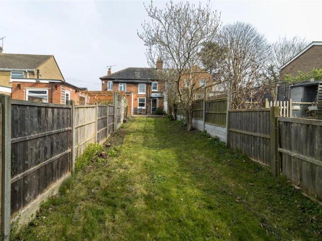 2 bedroom cottage for sale