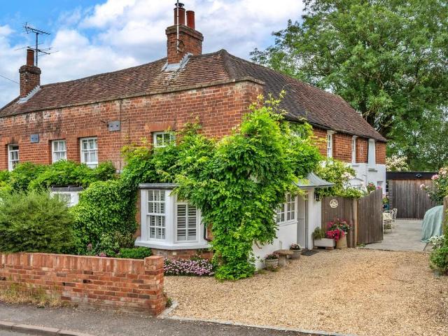 2 bedroom cottage for sale