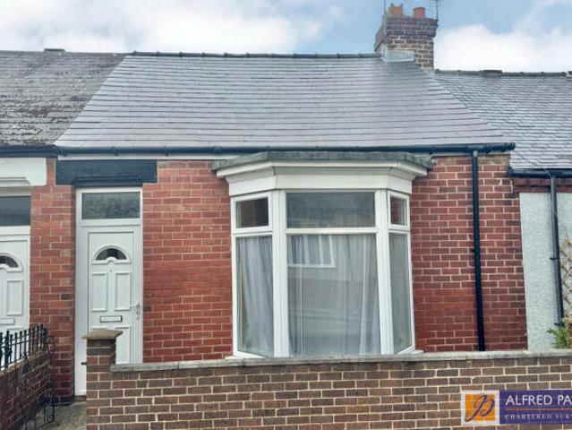 2 bedroom cottage for sale in Annie Street Fulwell, SR6