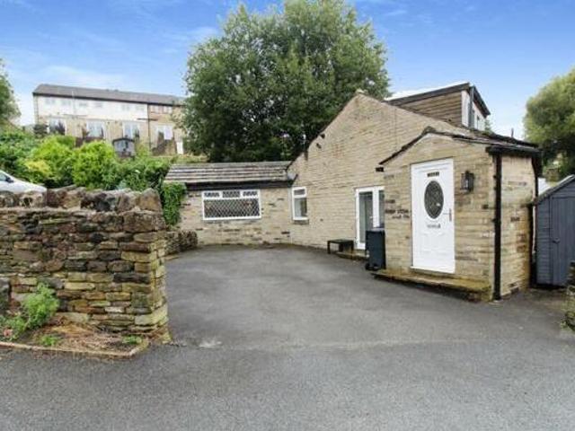 2 Bedroom Cottage For Sale In Bradford