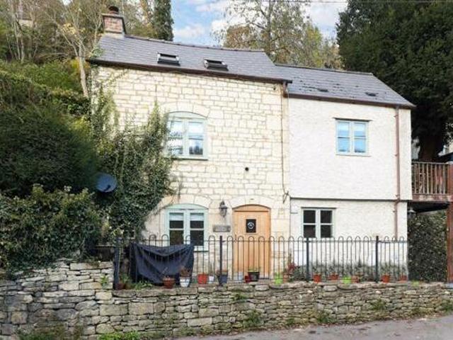 2 Bedroom Cottage For Sale In Chalford