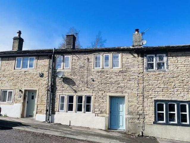 2 Bedroom Cottage For Sale In Cowlersley
