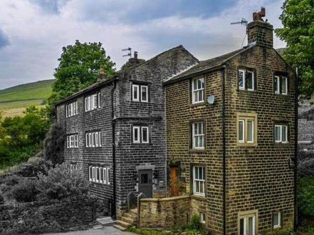 2 Bedroom Cottage For Sale In Diggle