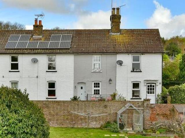 2 Bedroom Cottage For Sale In Doddington, Sittingbourne